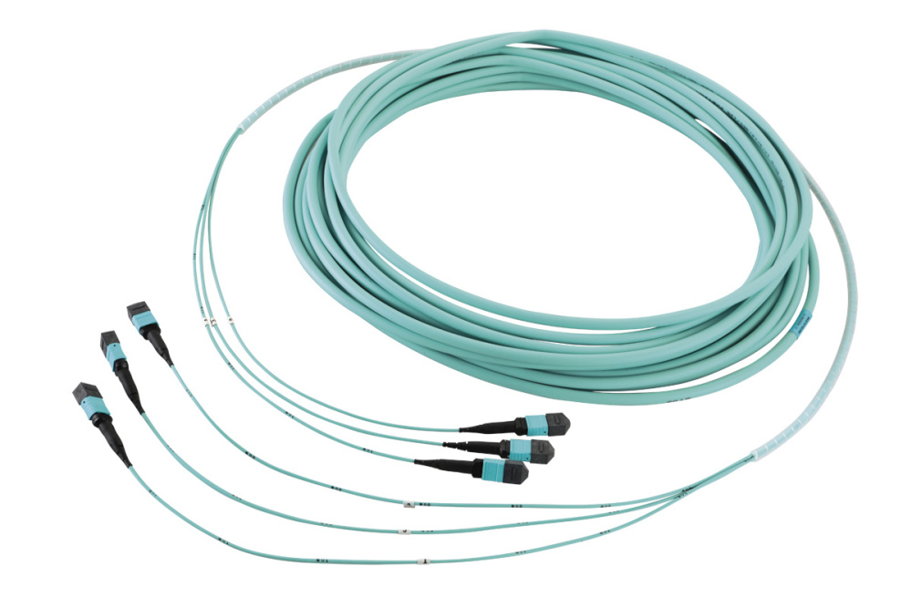 Транковый кабель серии CORE 12 1 × MTP PRO(12) — 1 × MTP PRO(12), 12 ...